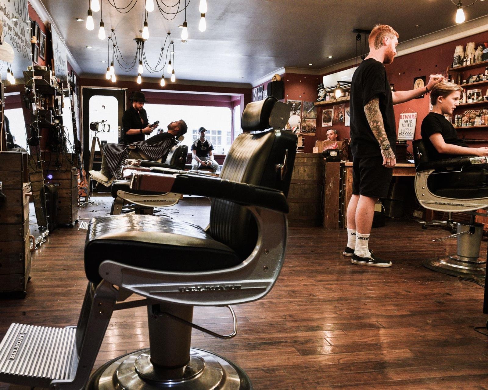 Headcase Barber Farnham